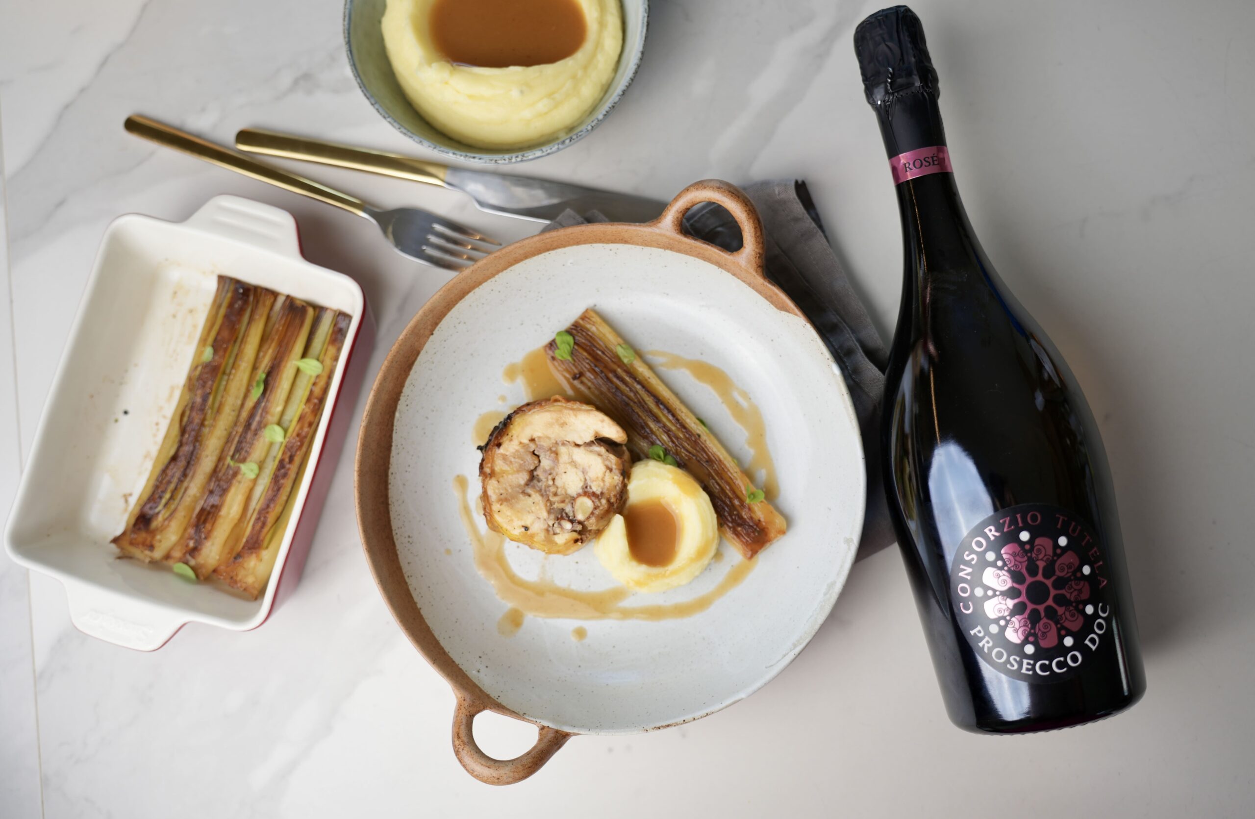 Stuffed chicken and Prosecco DOC sauce | Consorzio Tutela Prosecco DOC